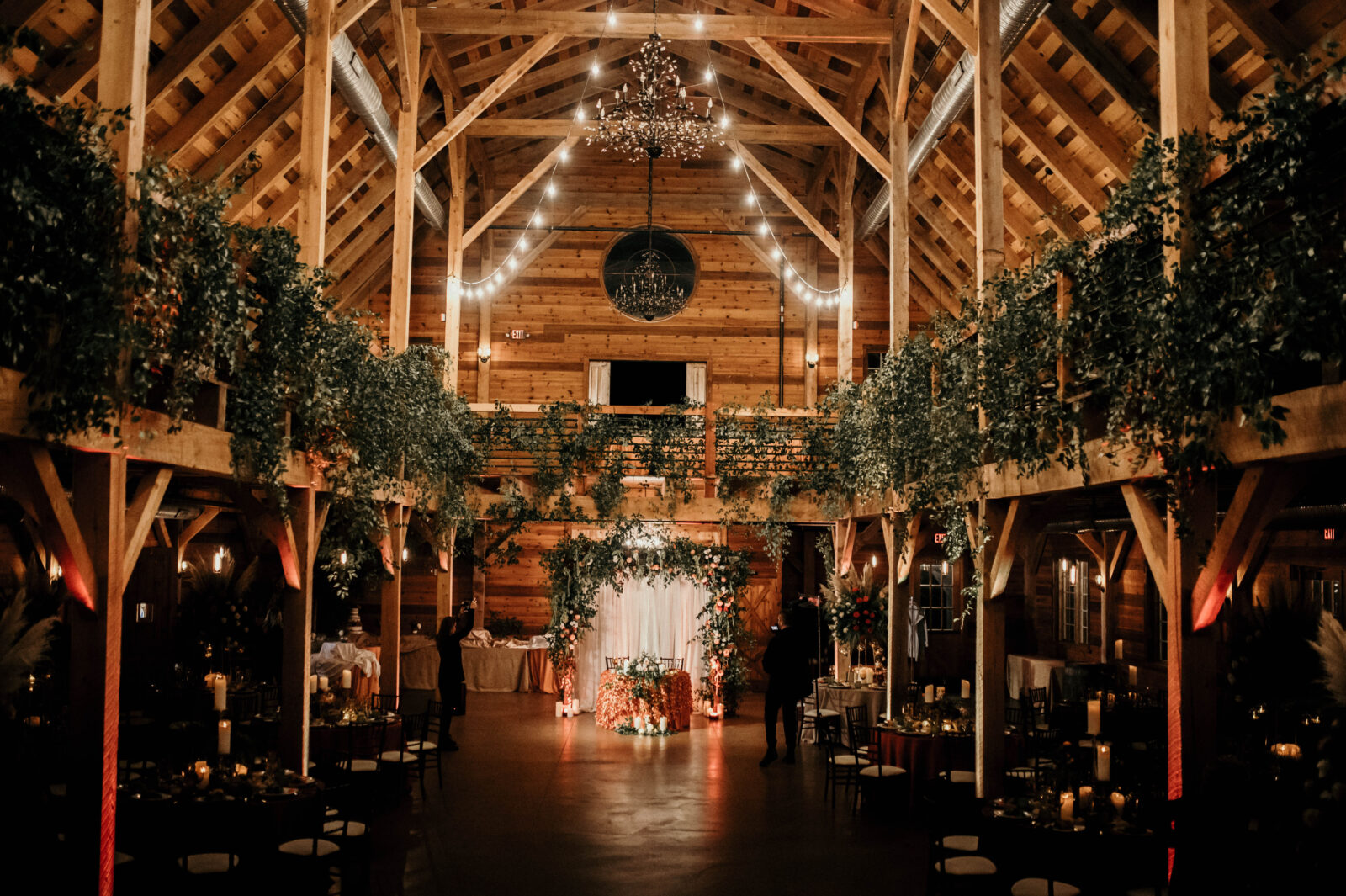 The Most Beautiful Barn Venues Near Cleveland, Ohio